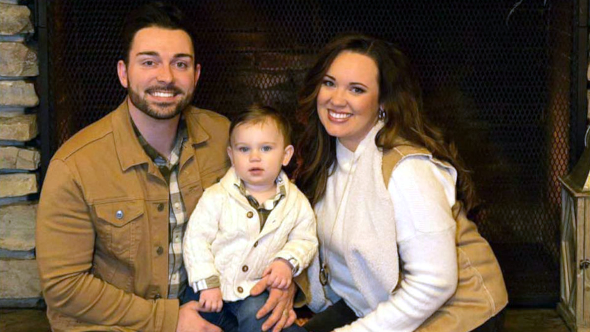 A Special Christmas Gift for The Lore Family – Texas Gospel Canada ...